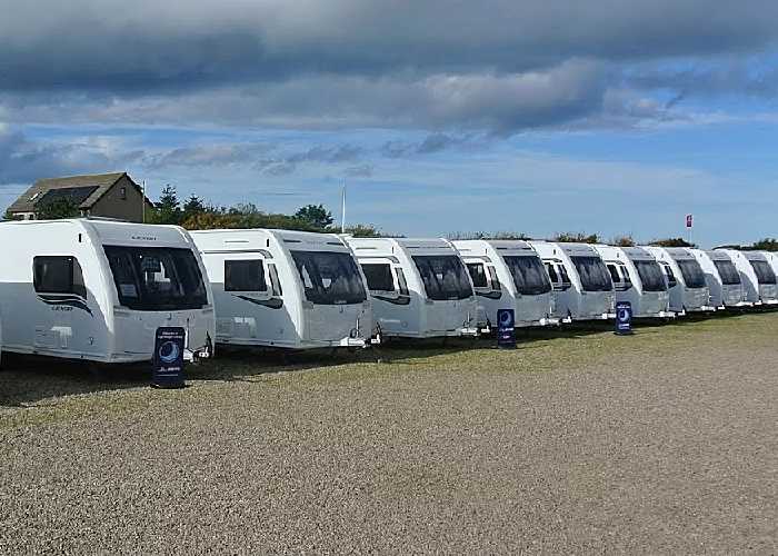 Caravan Servicing and Repair Workshops In the UK | CaravanHelper.co.uk