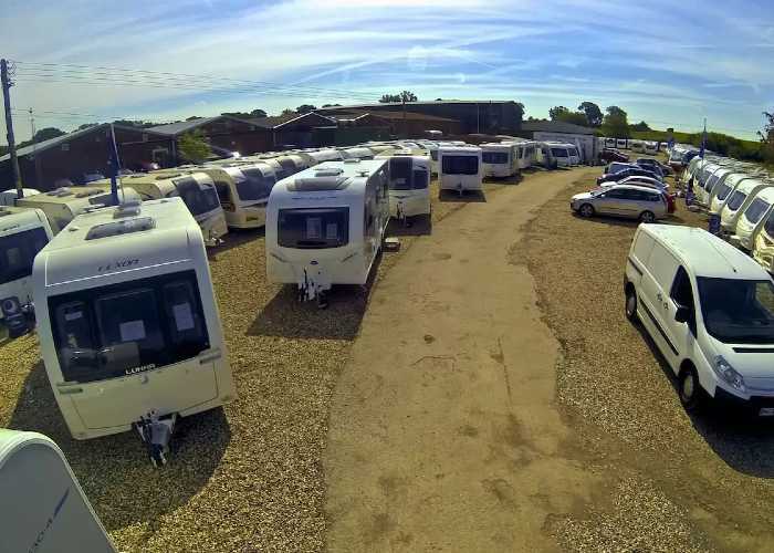 Caravan Servicing and Repair Workshops In the UK | CaravanHelper.co.uk